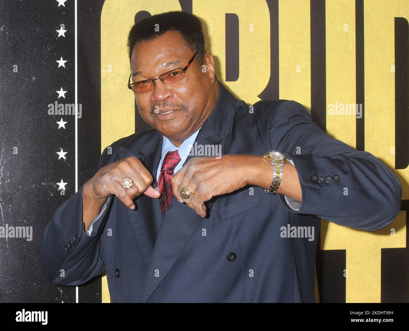Larry holmes boxing hi-res stock photography and images - Alamy