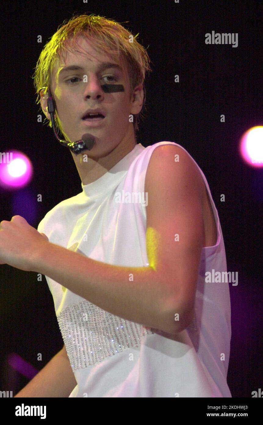 ARCHIVE: September 5, 2002; Cleveland, OH, USA; Singer AARON CARTER ...