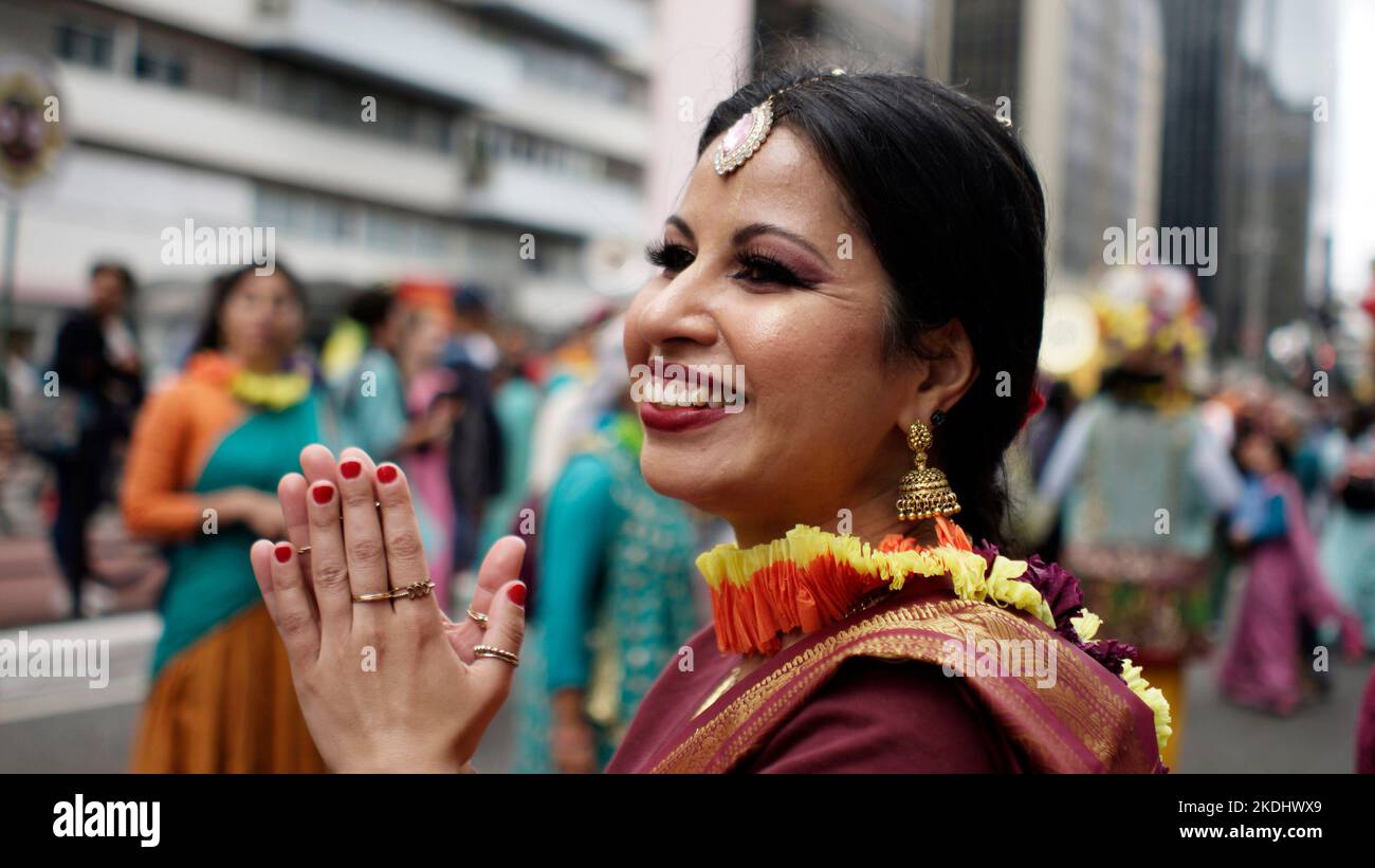 It happened this Sunday afternoon in SP or Festival da Índia Ratha ...