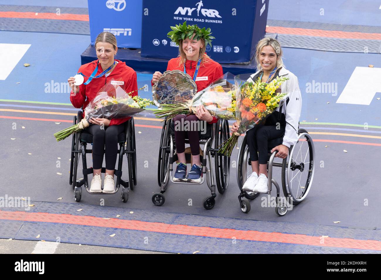 Award ceremony for winners Women Wheelchair division (Manuela Schar ...