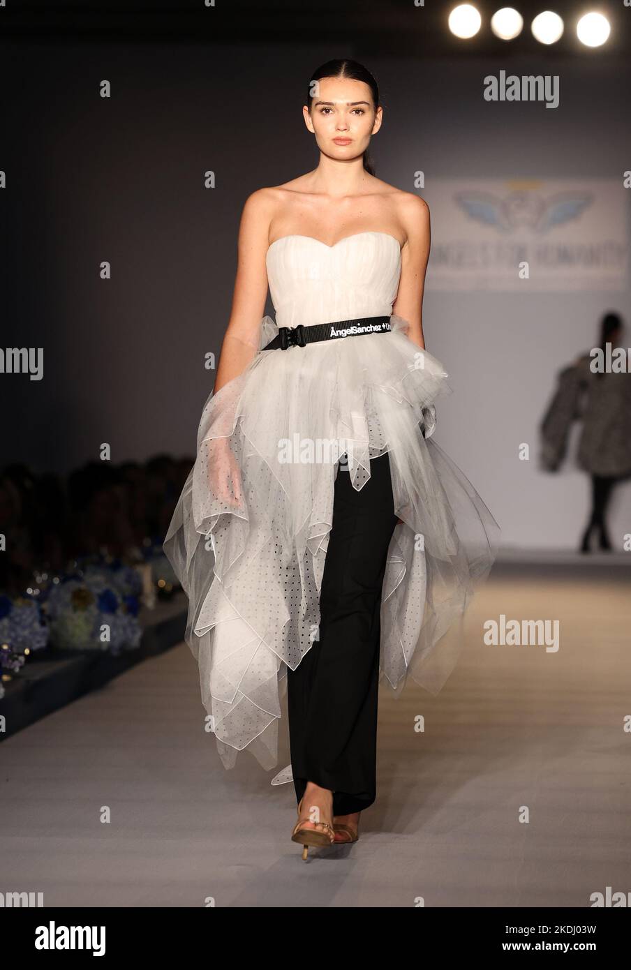 MIAMI, FLORIDA - NOVEMBER 06: A model walks the runway at the Angel ...