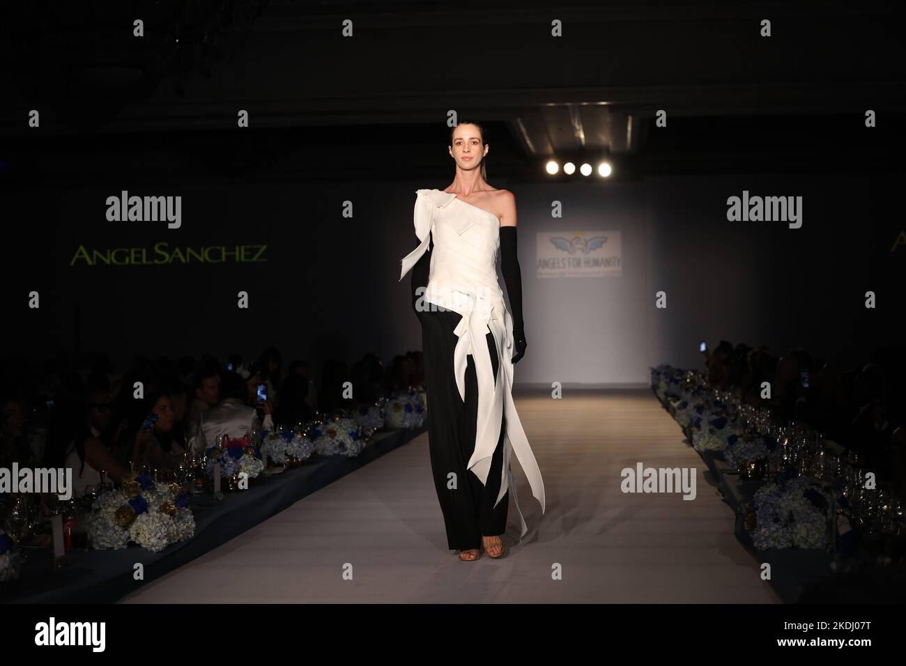 MIAMI, FLORIDA - NOVEMBER 06: A model walks the runway at the Angel ...