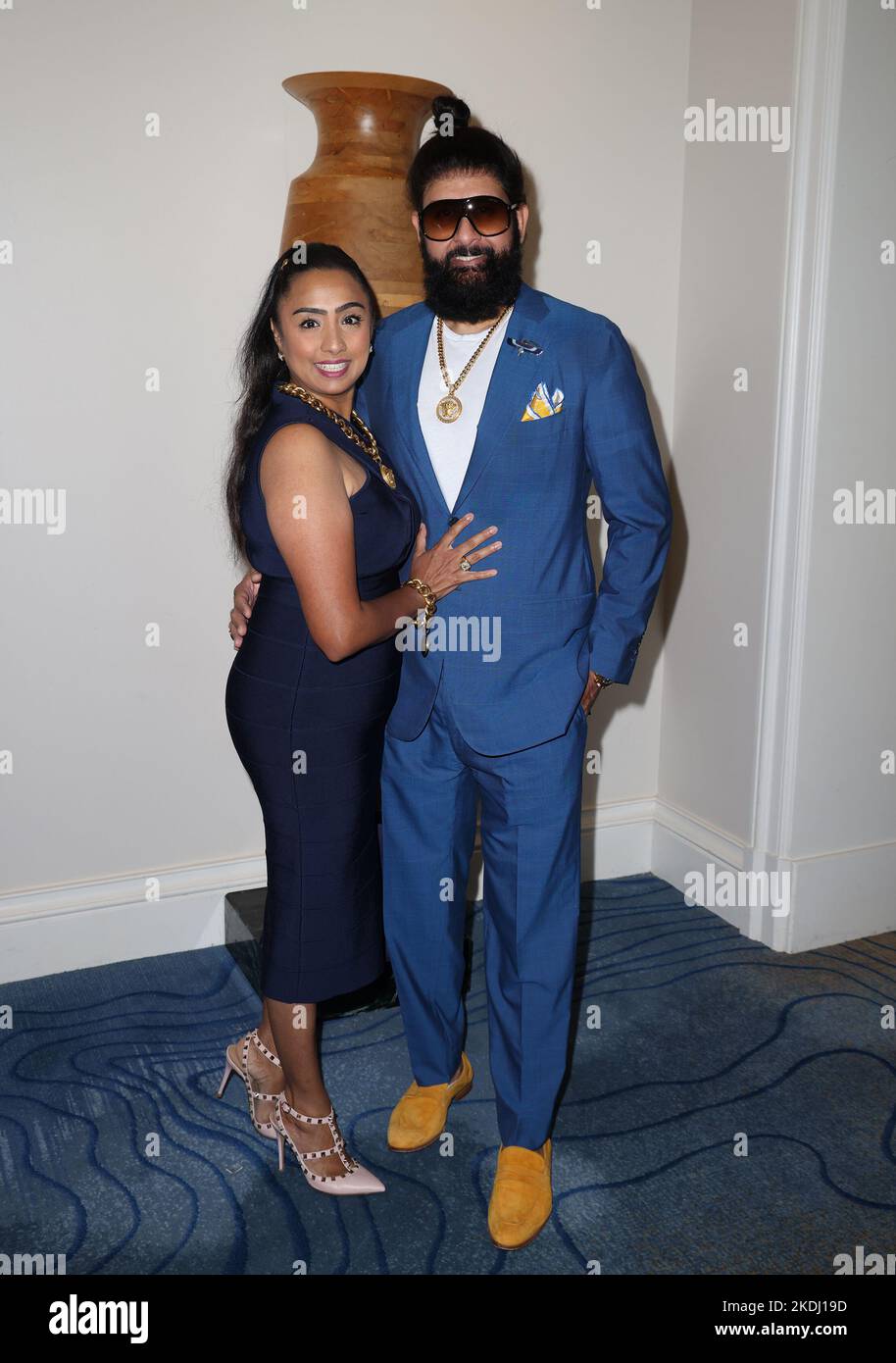 Popat hi-res stock photography and images - Alamy