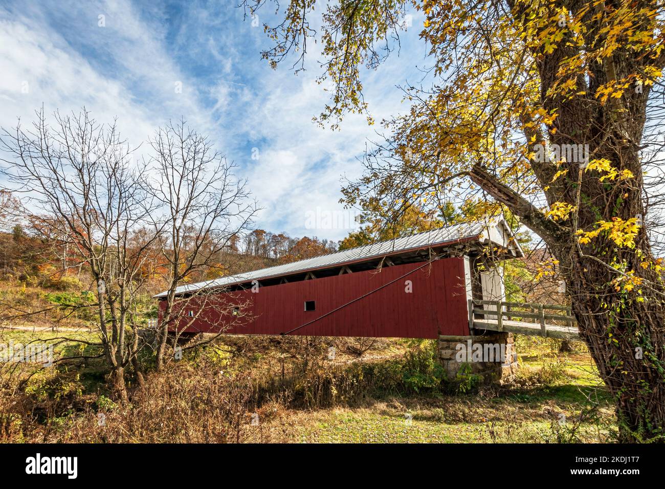 Marietta, Ohio, USA-Oct. 25, 2022: The Rinard Covered Bridge ...