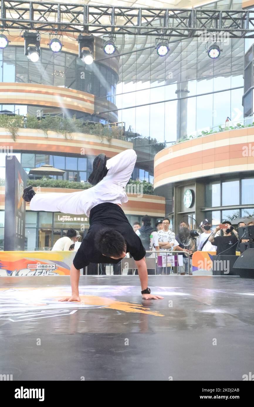 The V-Break Dance Battle (VBD) International Hip Hop Dance Competition ...