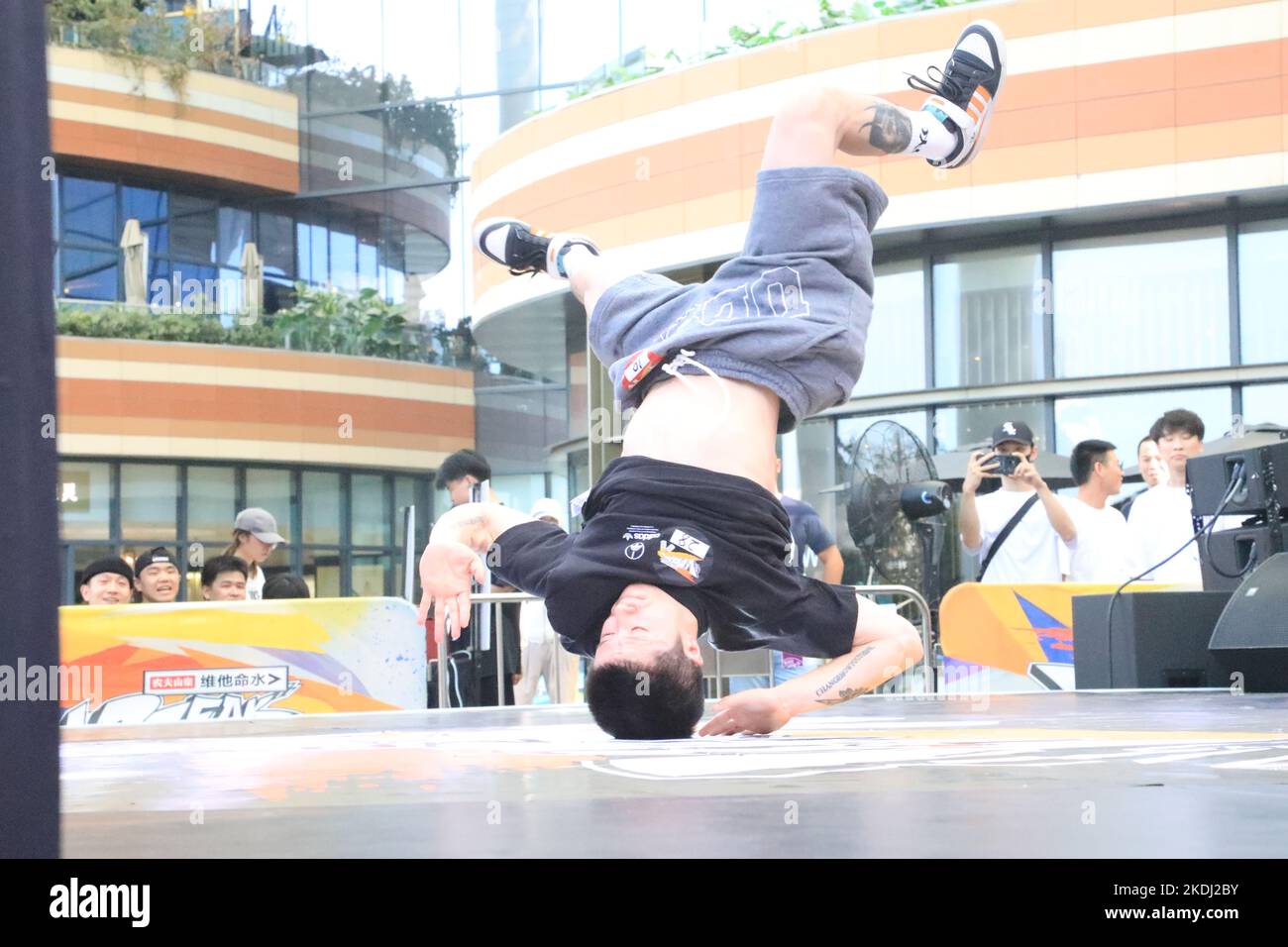 The V-Break Dance Battle (VBD) International Hip Hop Dance Competition ...