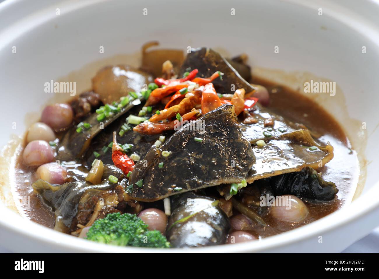 Sixteen teams across the country make 128 turtle dishes to compete in ...