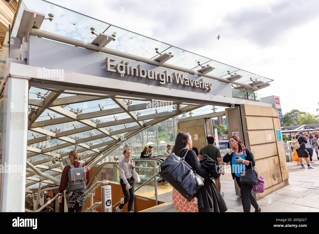 Edinburgh Waverley railway station entrance on Princes street in ... Edinburgh Waverley railway station entrance on Princes street in ...