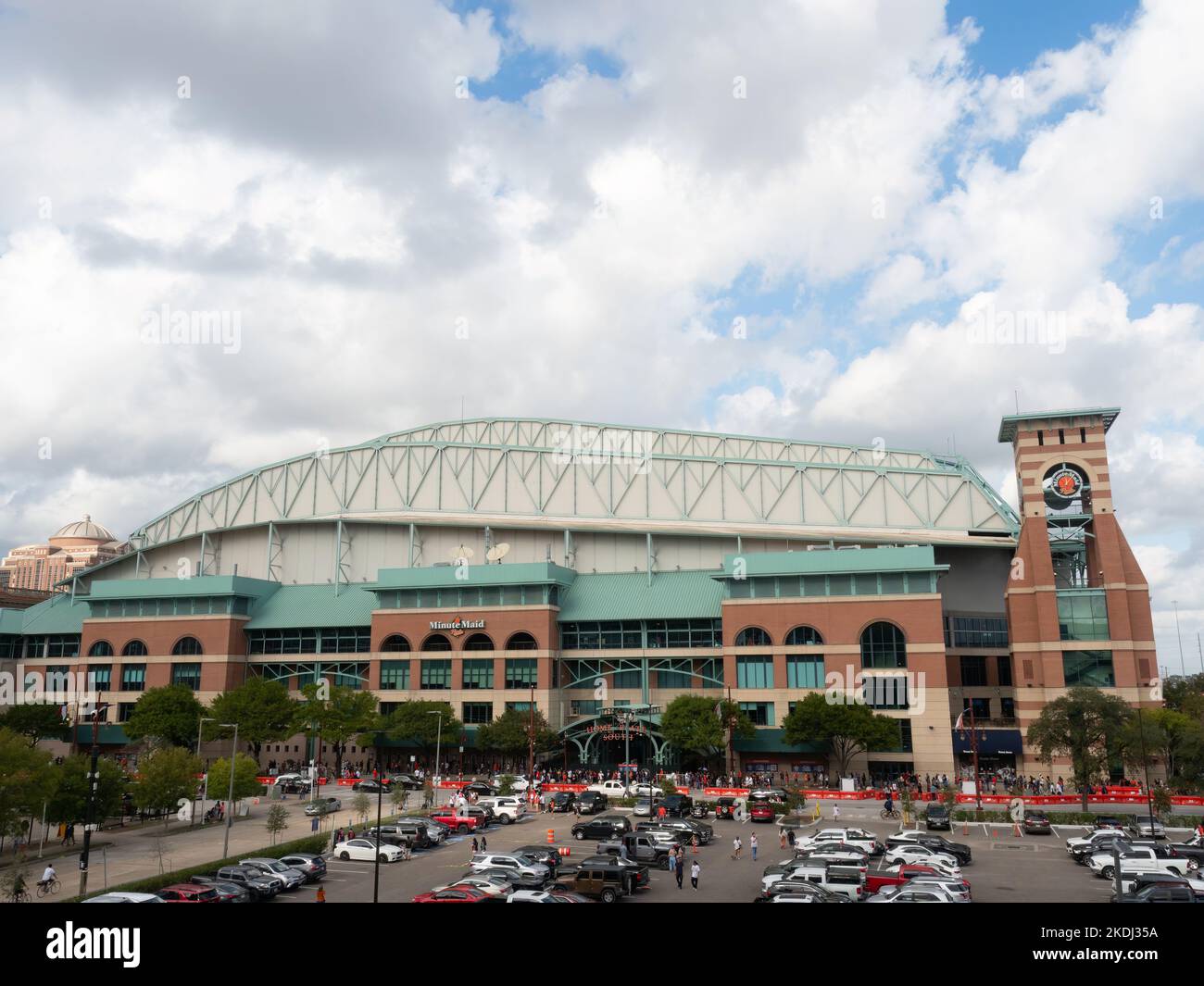 Line of Astros Fans Waiting to Enter the Team Store at Minute Maid ...