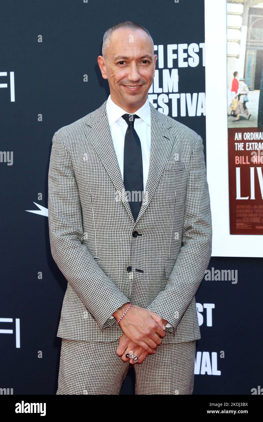 Los Angeles, CA. 6th Nov, 2022. Oliver Hermanus at arrivals for LIVING ...
