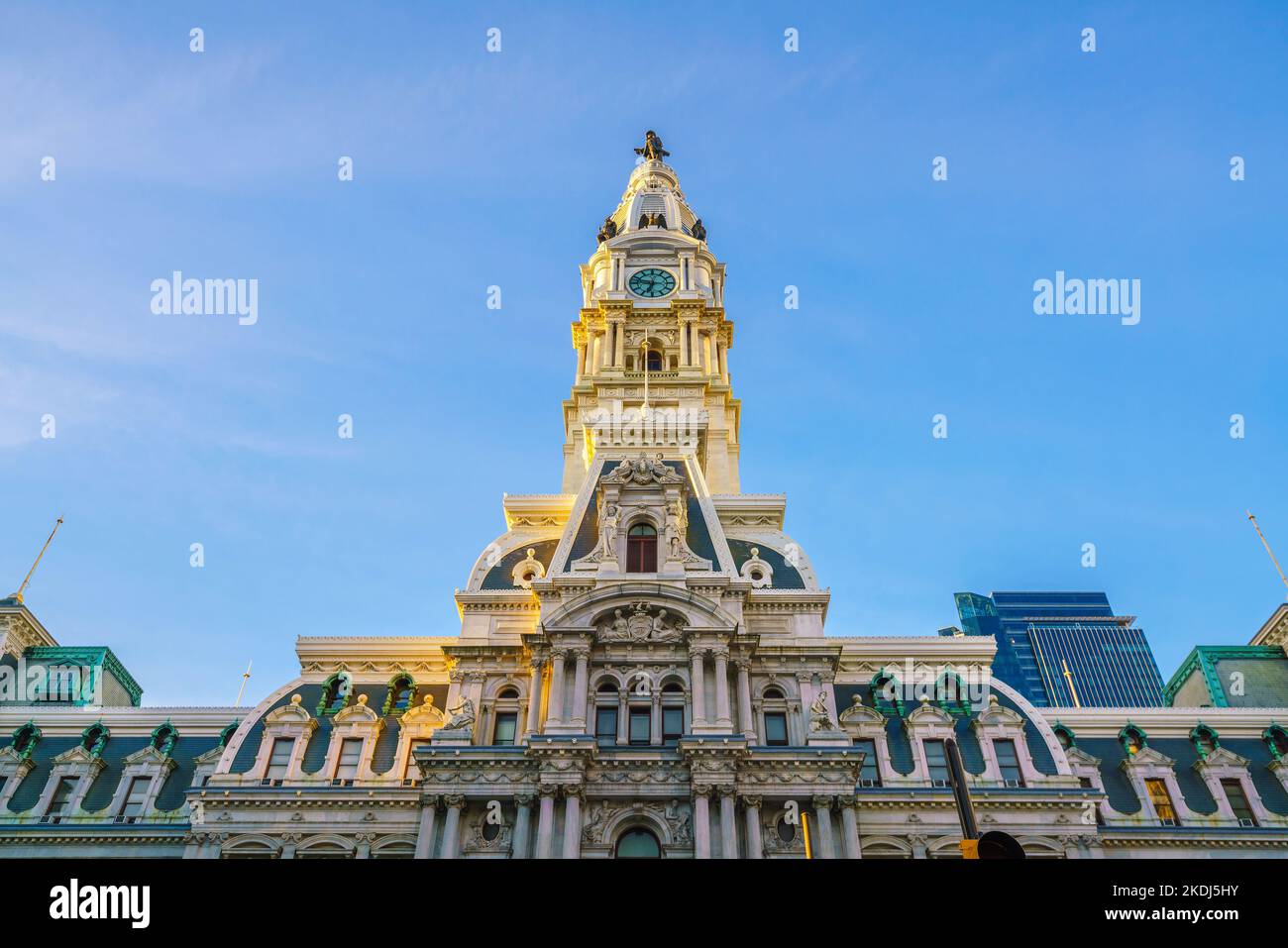 Philadelphia's landmark historic City Hall building Stock Photo - Alamy