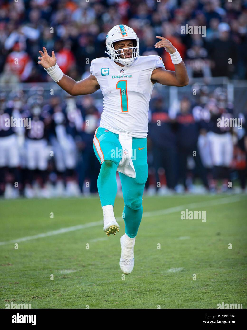 Dropped pass hi-res stock photography and images - Alamy