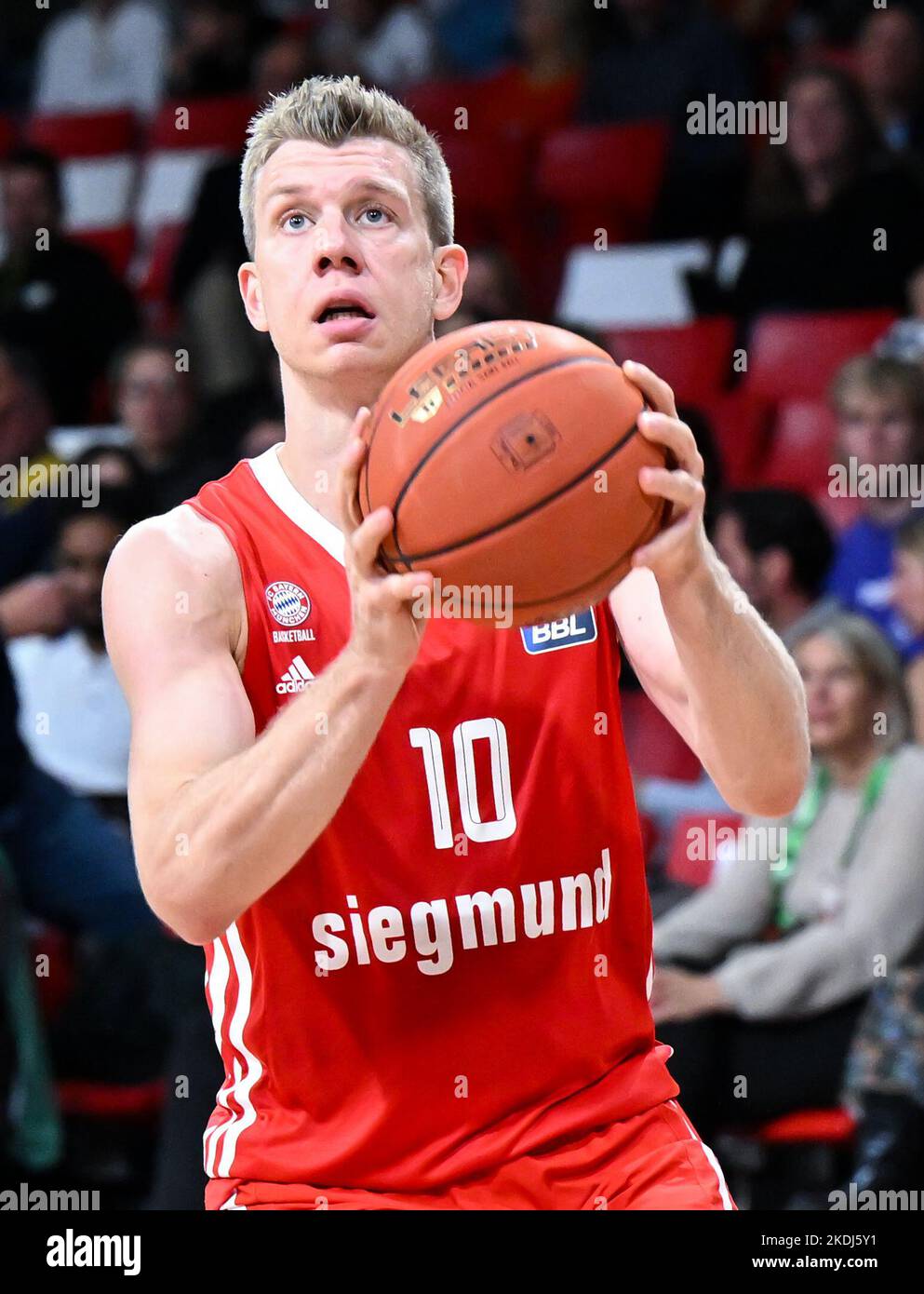 Jaramaz ognjen fc bayern munchen hi-res stock photography and images - Alamy