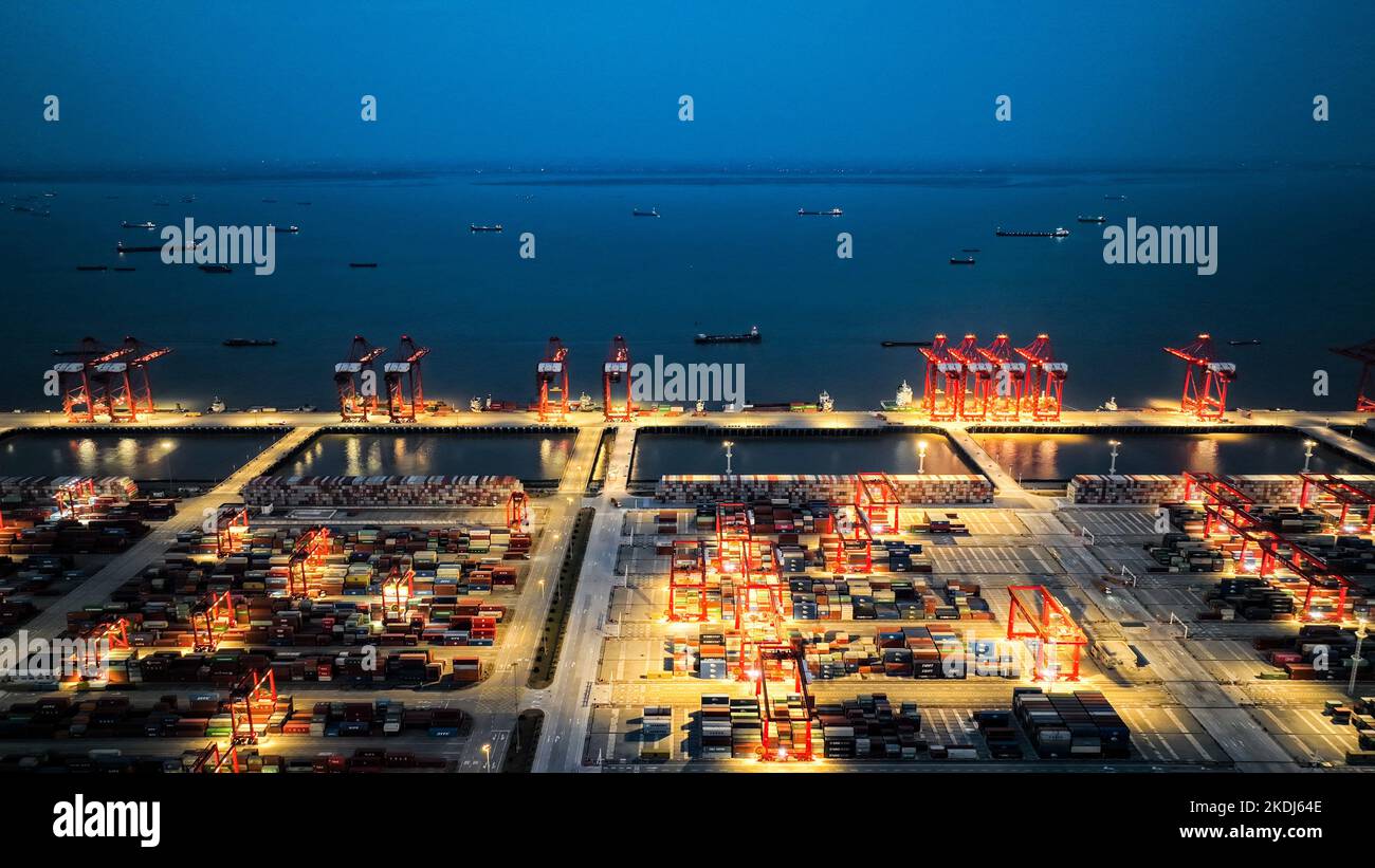 SUZHOU, CHINA - NOVEMBER 5, 2022 - An aerial photo shows the ...