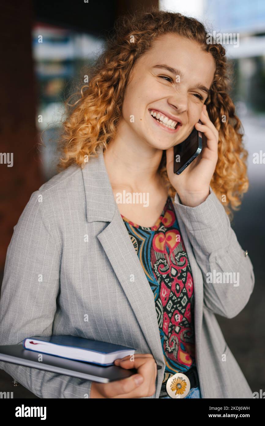 Communication faculty hi-res stock photography and images - Alamy
