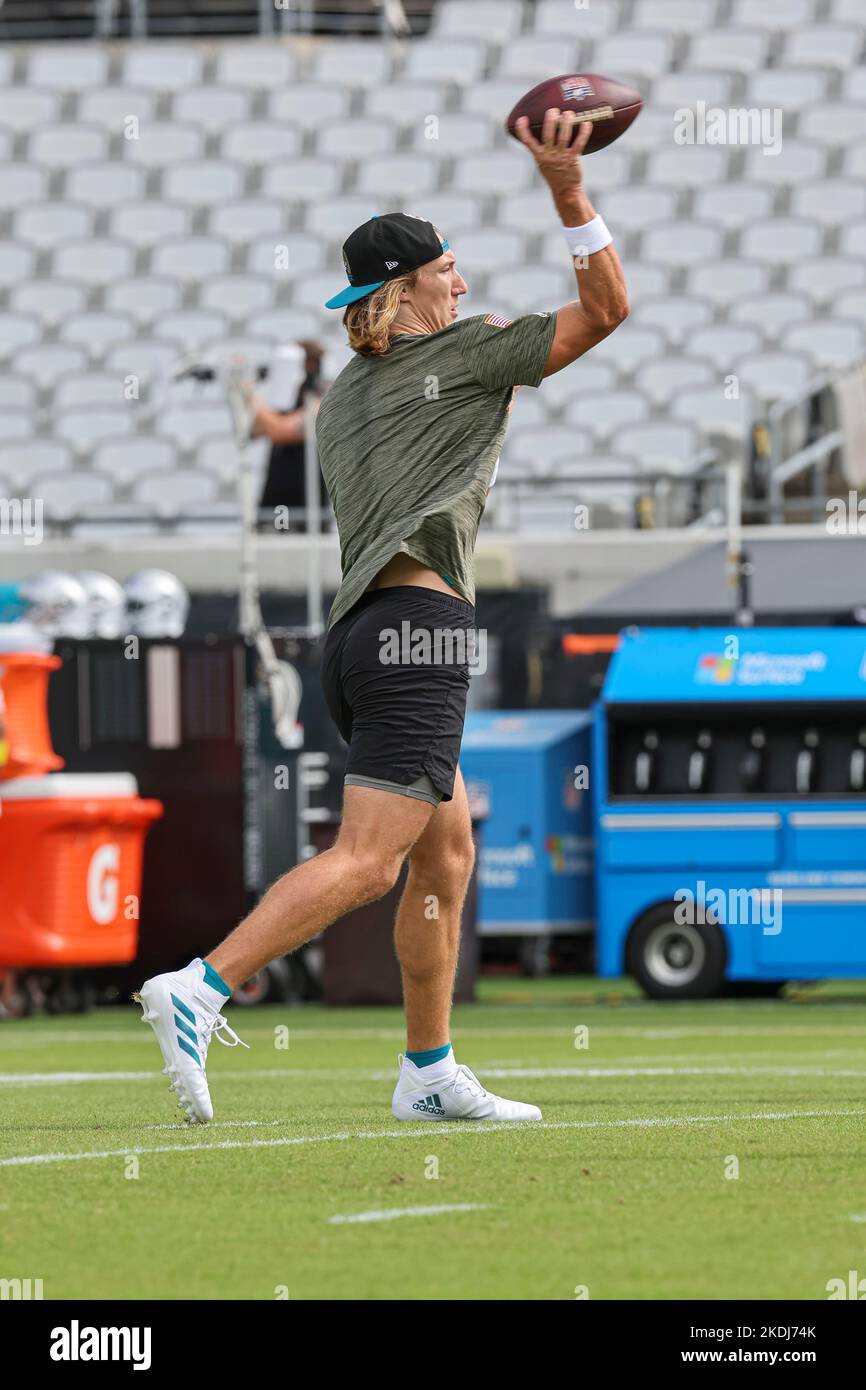 Saturday, November 6, 2022; Jacksonville, FL USA; Jacksonville Jaguars ...