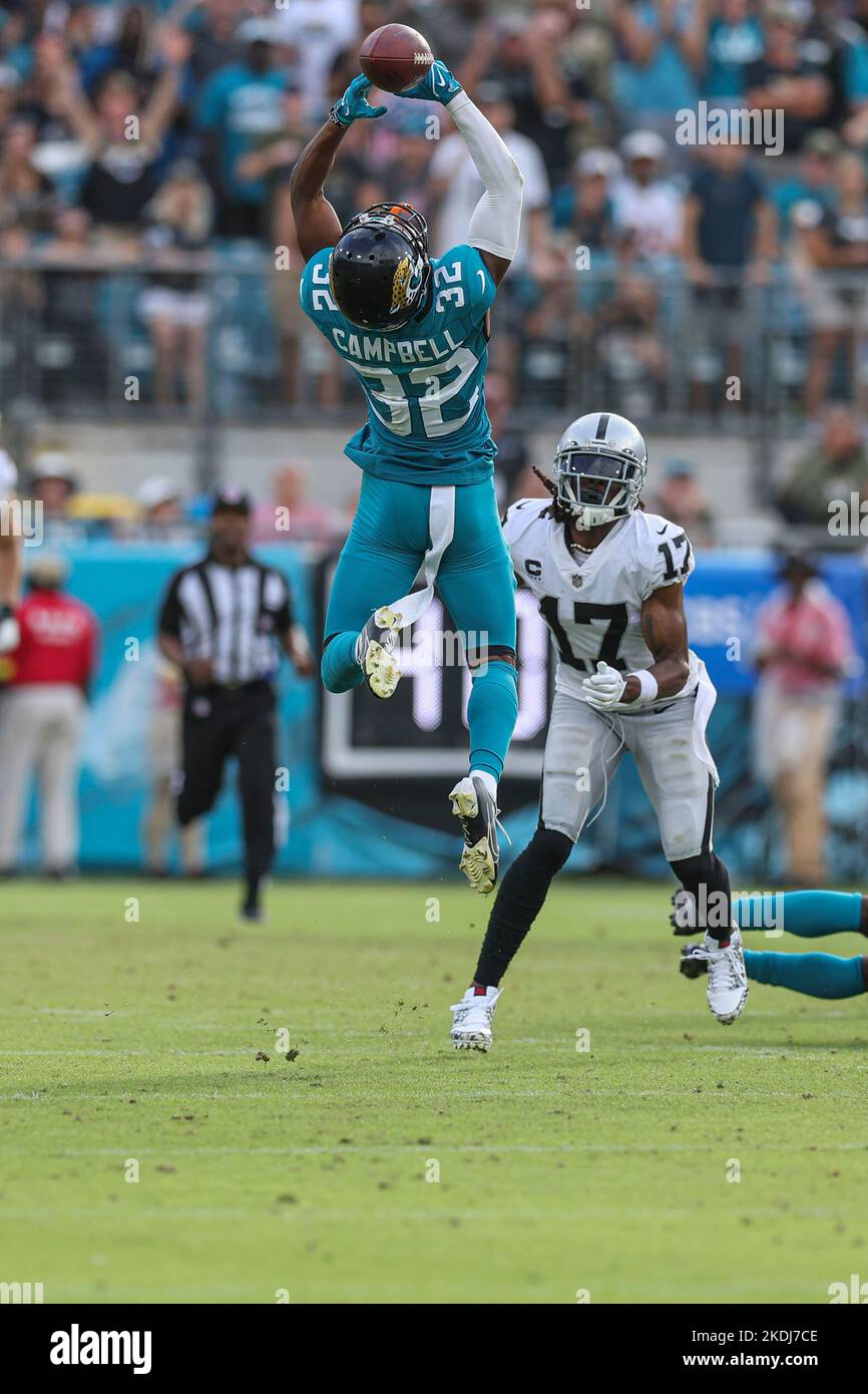 Saturday, November 6, 2022; Jacksonville, FL USA; Jacksonville Jaguars ...