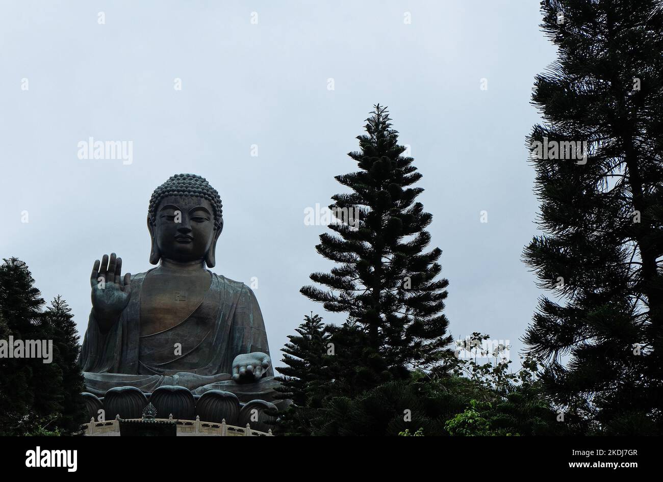 Exterior architecture and design at Tian Tan (Big Buddha) the largest ...