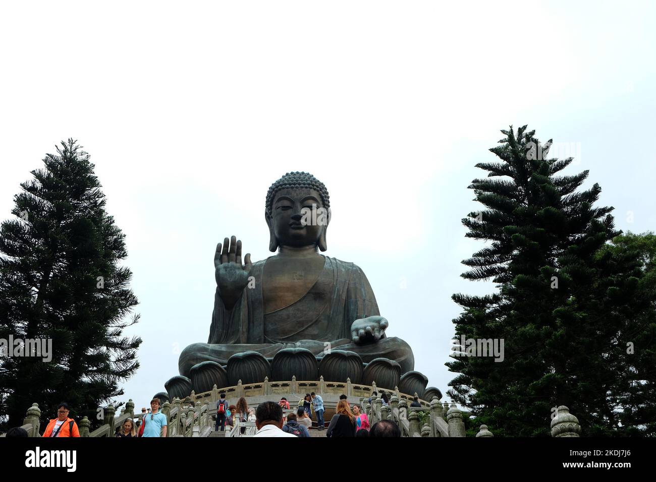 Exterior architecture and design at Tian Tan (Big Buddha) the largest ...