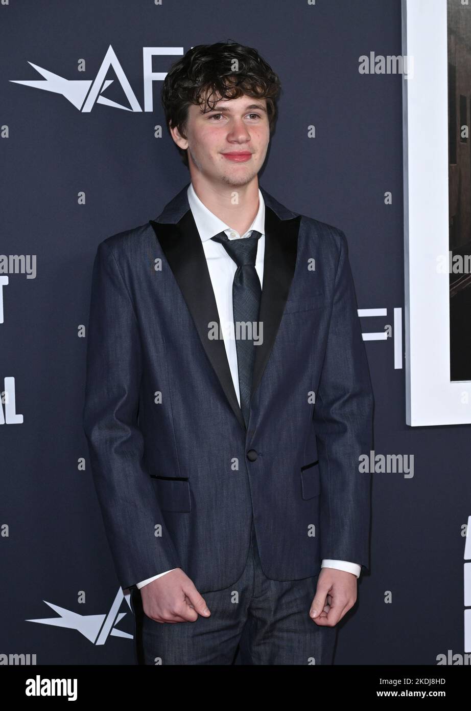 Los Angeles, USA. 06th Nov, 2022. Gabriel Bateman at the premiere for ...