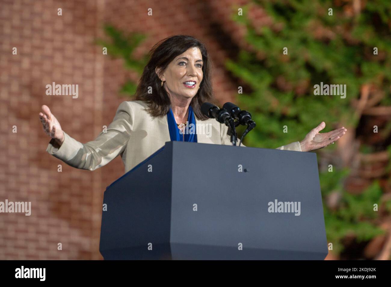 YONKERS, NEW YORK - NOVEMBER 06: New York Governor Kathy Hochul speaks ...