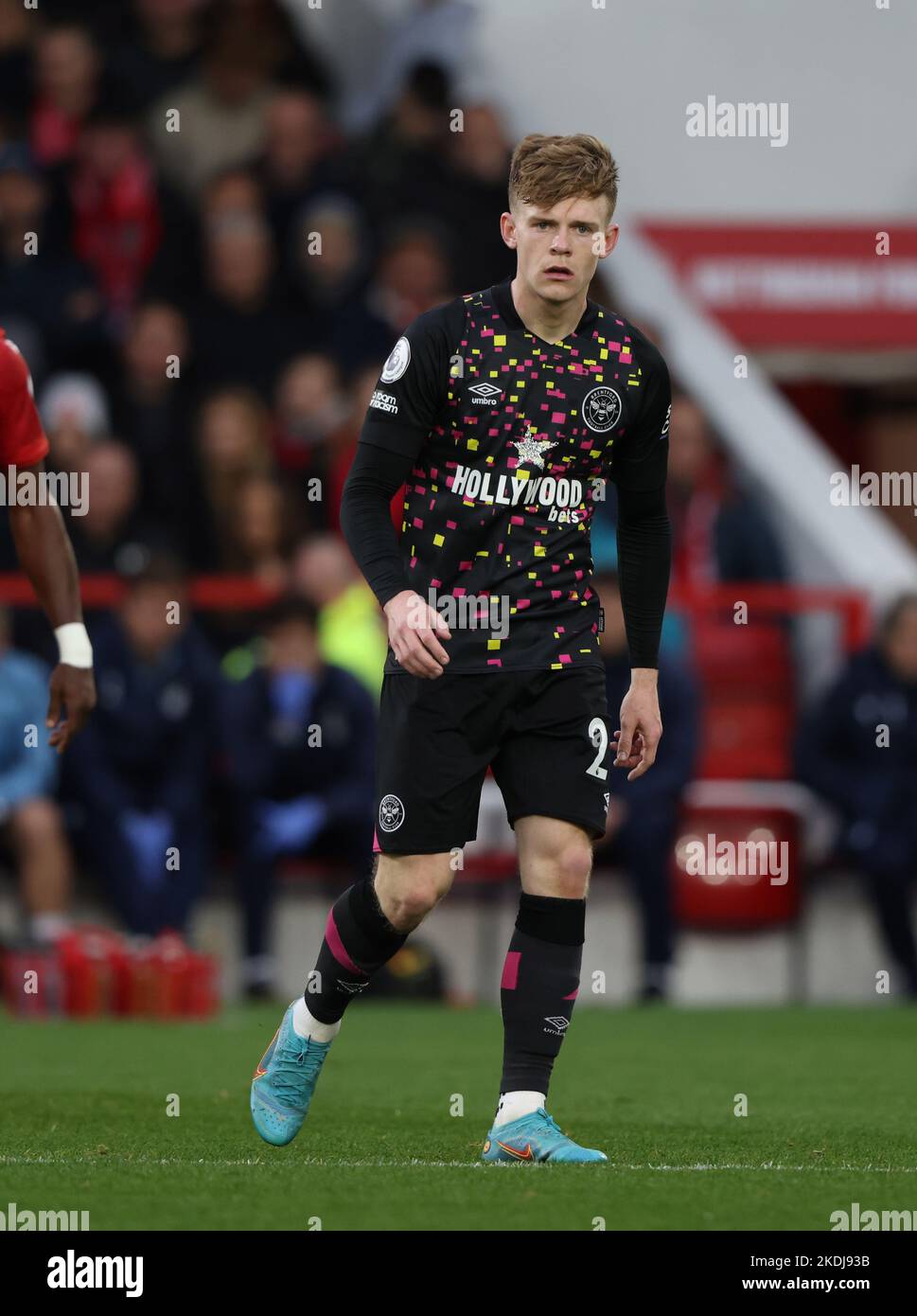 Keane lewis potter brentford hi-res stock photography and images - Alamy