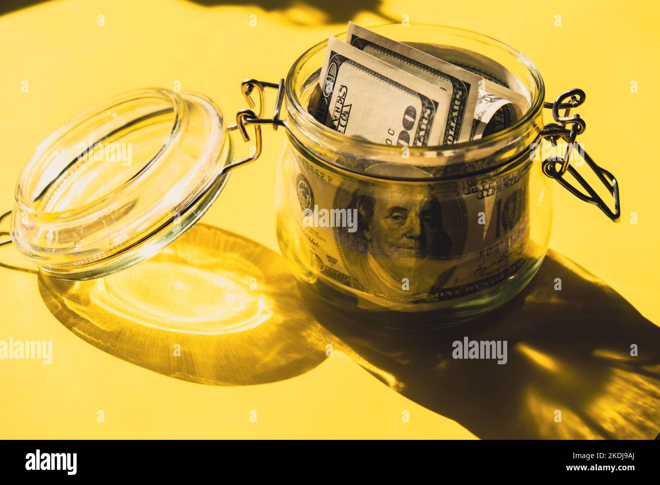 Money saving challenge hi-res stock photography and images - Alamy