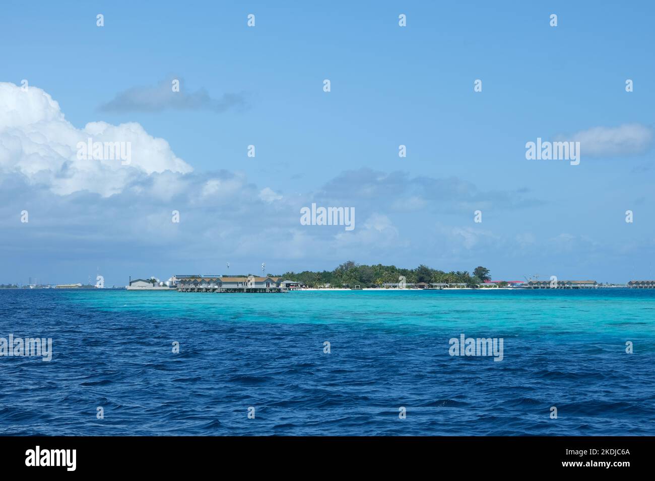 Beautiful baa atoll with tropical stilts house near Male, Maldives ...