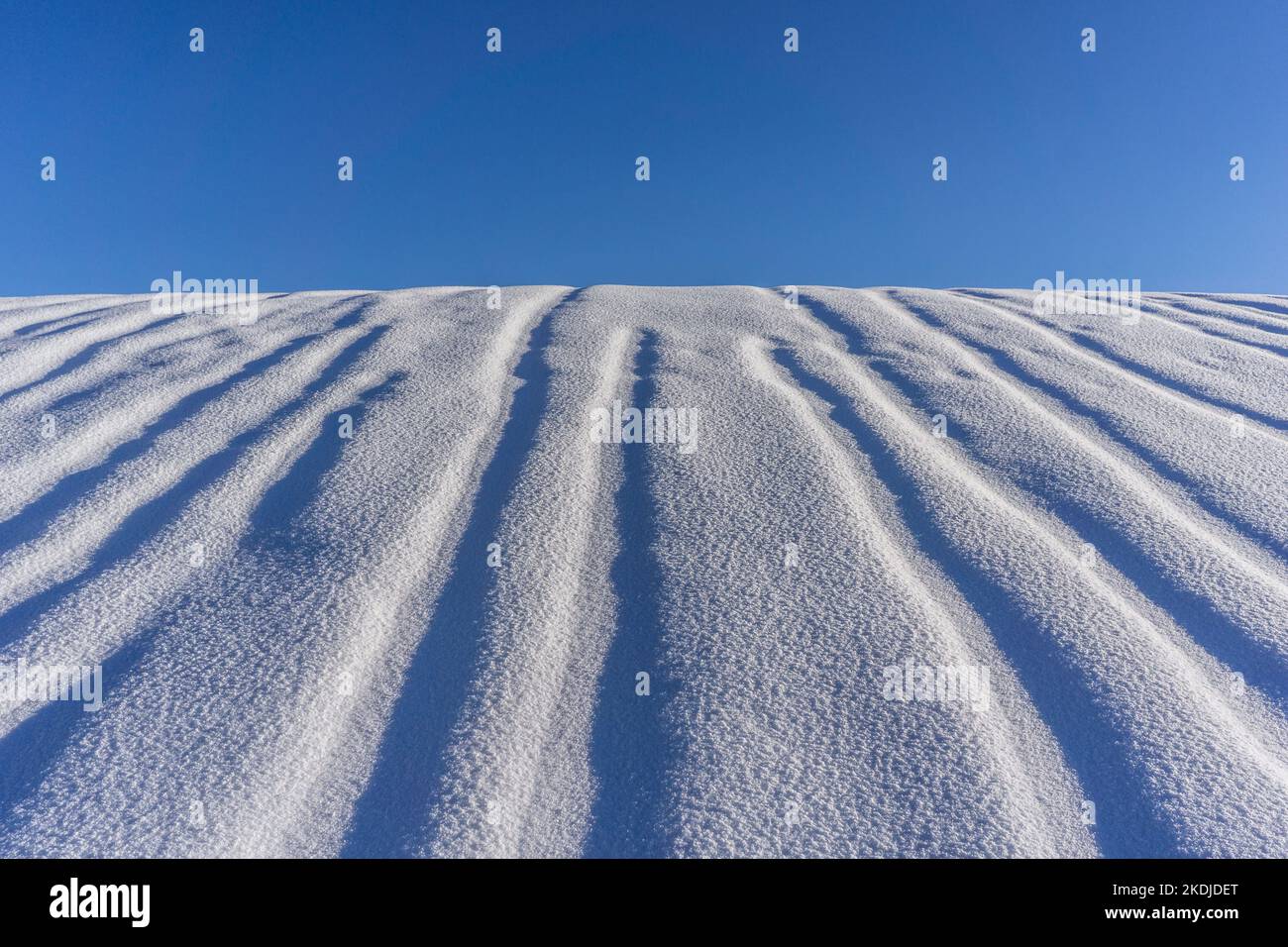 Snow with wave structure hi-res stock photography and images - Alamy