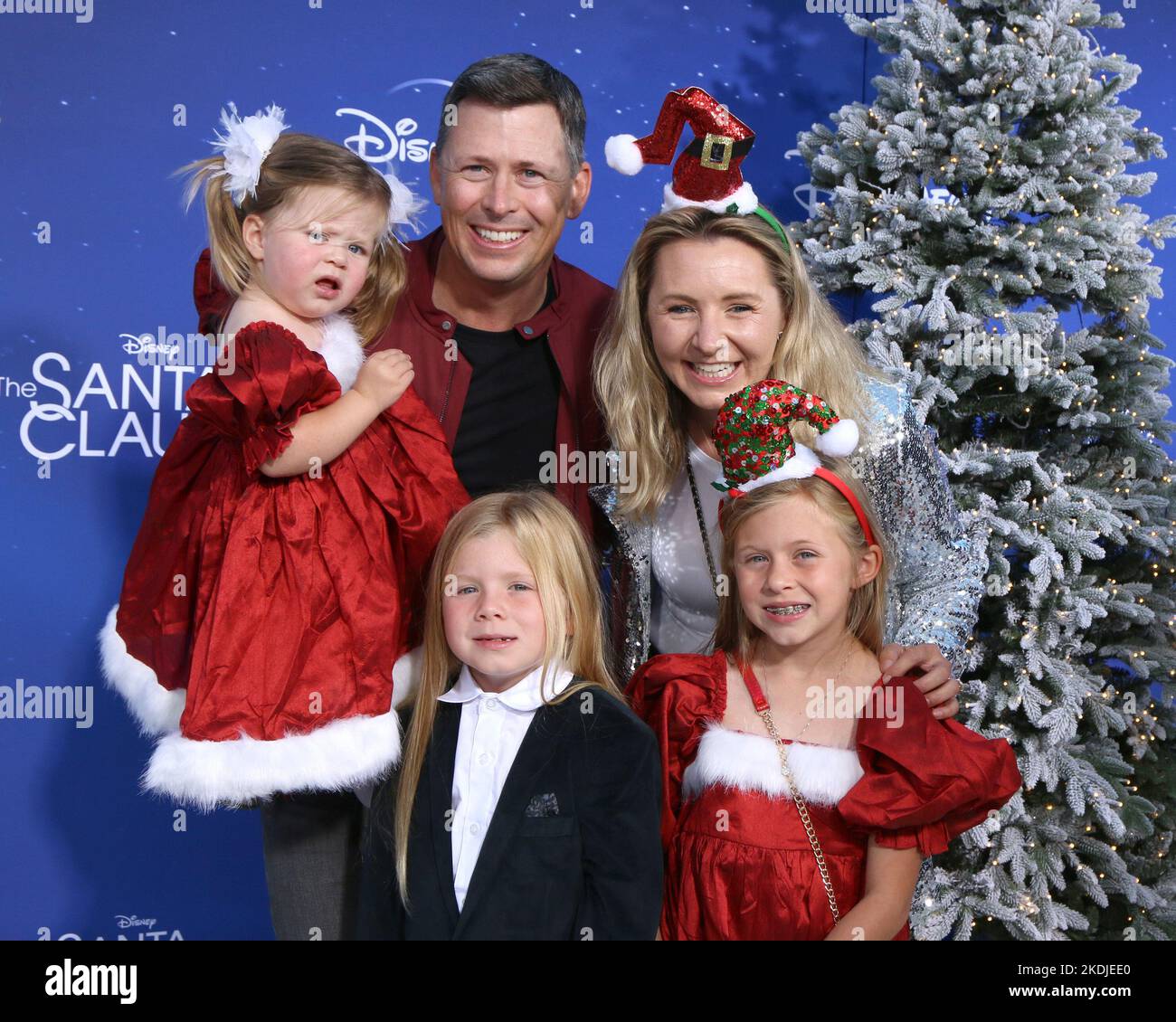LOS ANGELES - NOV 6: Beverly Mitchell, Family at The Santa Clauses ...