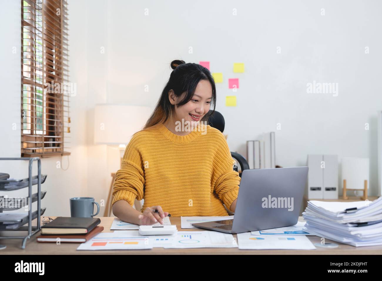 Modern calculator hi-res stock photography and images - Alamy