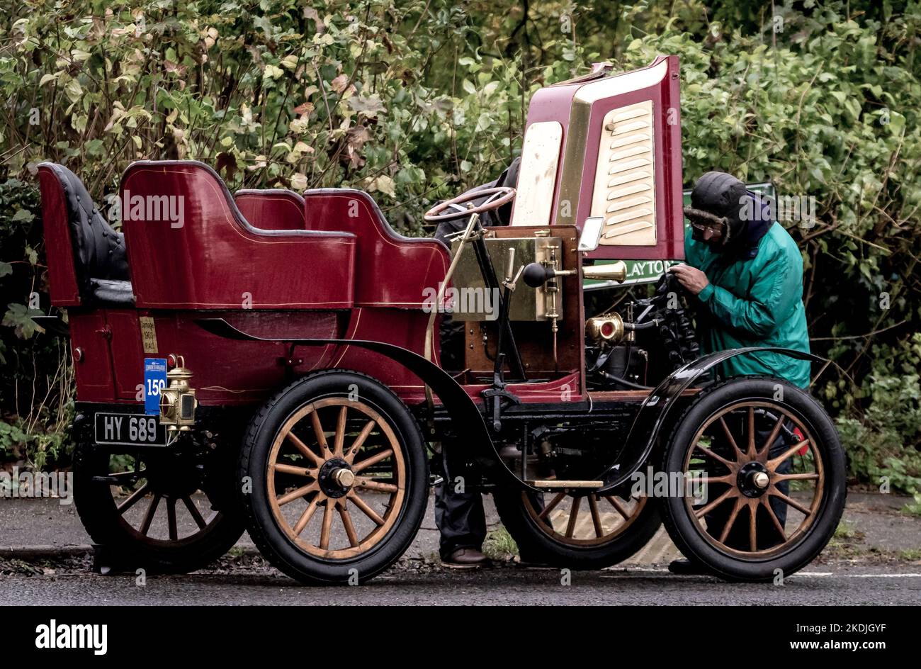 Over 300 vehicles, all built before 1905 take part in the Worlds ...
