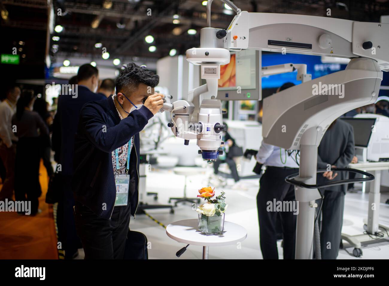 Zeiss ARTEVO 3D digital microscope, Shanghai, China, 6 November, 2022 ...