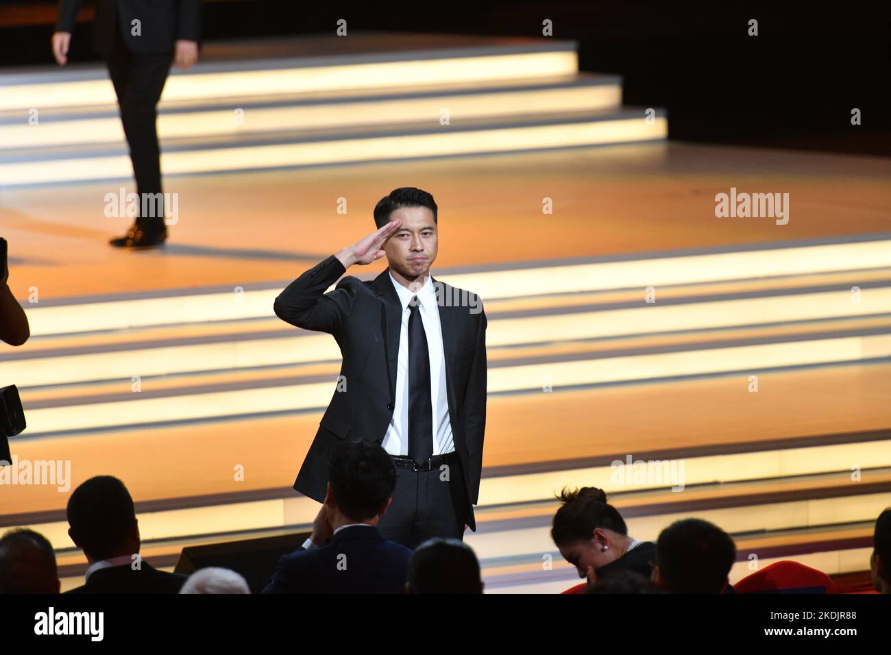 Chinese actor Wang Lei won the 33rd Feitian Award for Outstanding Actor ...