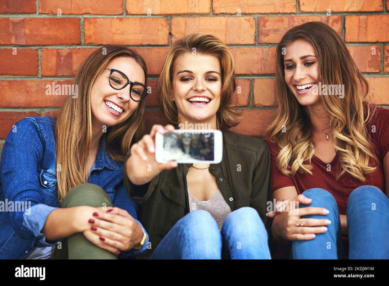 Capturing memories of students hi-res stock photography and images - Alamy