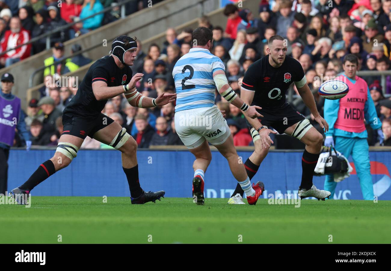 London ENGLAND - November 06: L-R England's Alex Coles making his Debut ...
