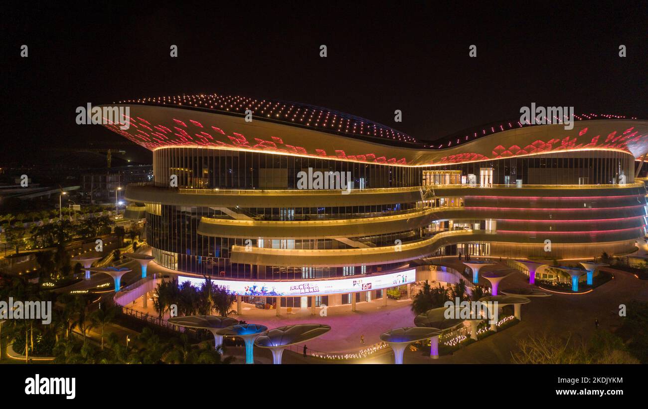 Aerial photos show the night scene of Haikou International Duty-Free ...