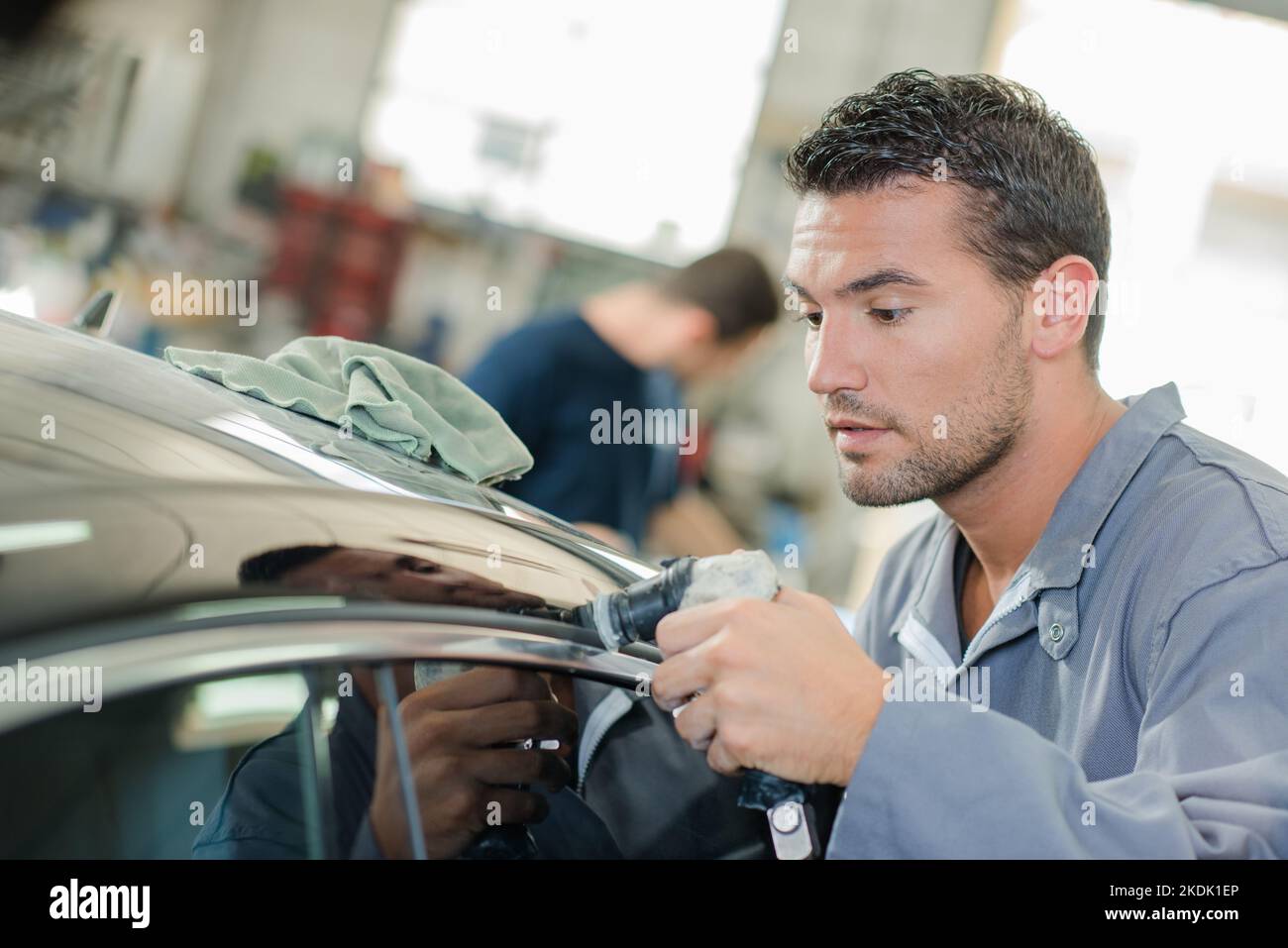 Assemble car parts hi-res stock photography and images - Alamy