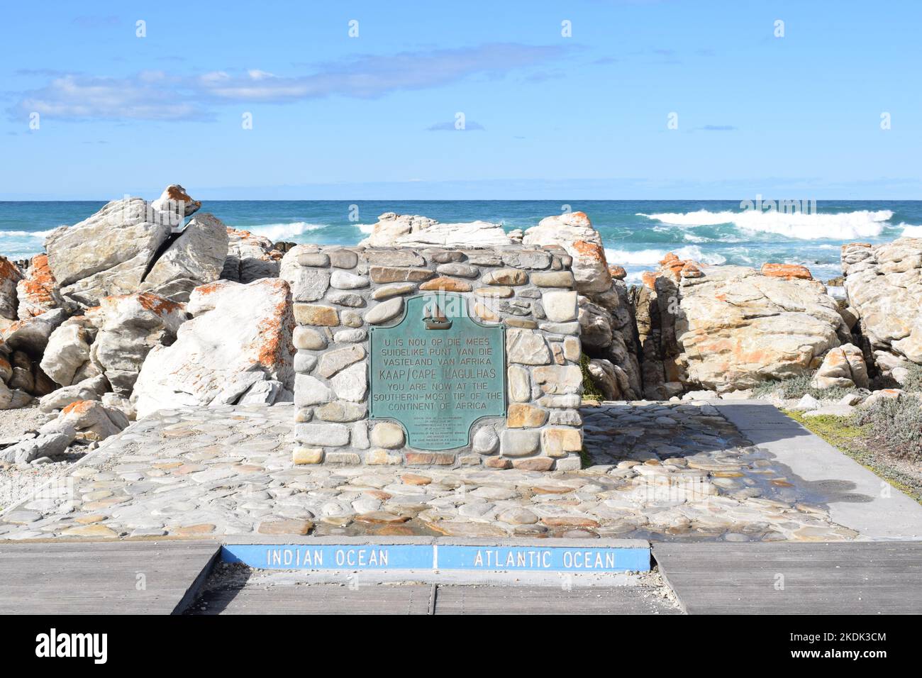 Meeting of indian and atlantic ocean hi-res stock photography and ...