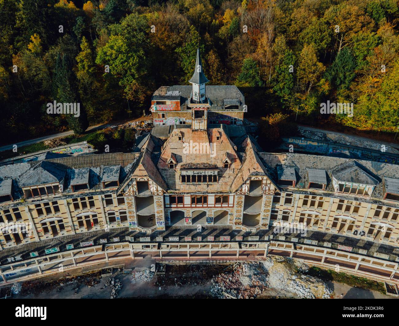 Belgien, 28-30.10.22: Feature Bilder, Lost Place bei spa, das Sanatorium du Basil ein ehemaliges ...