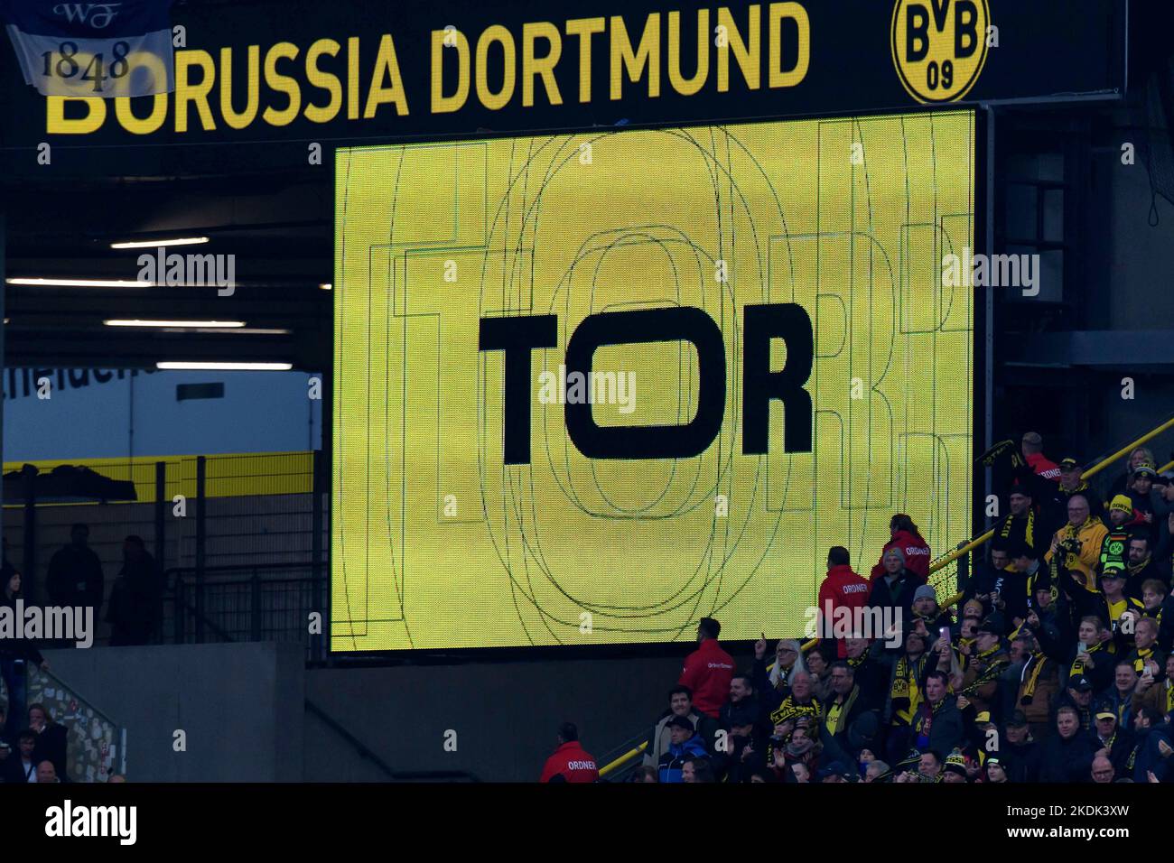 Goal display hi-res stock photography and images - Alamy