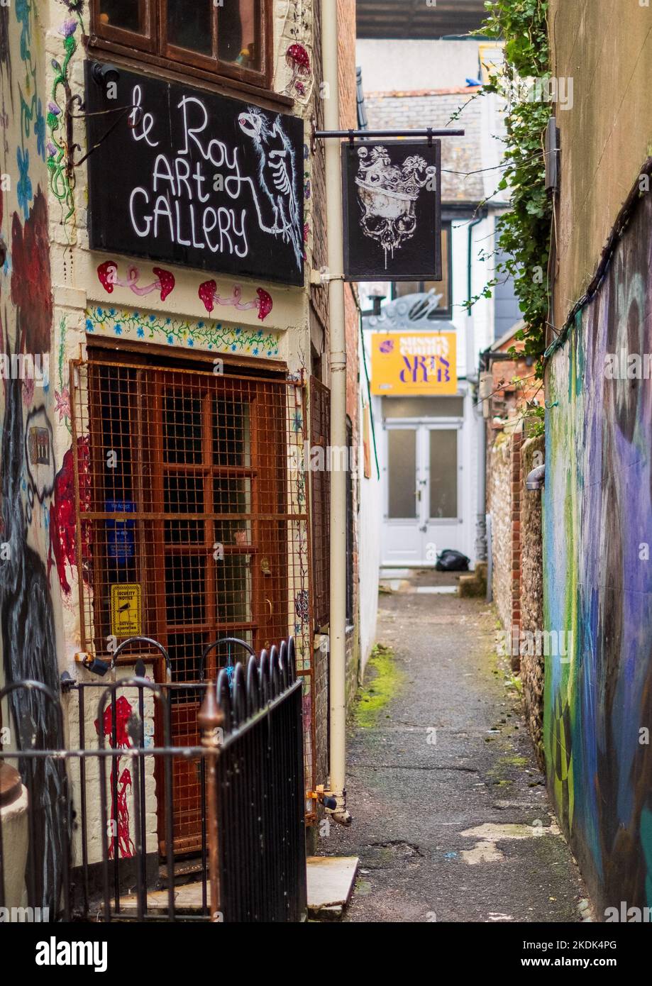 Brighton urban scene hi-res stock photography and images - Alamy
