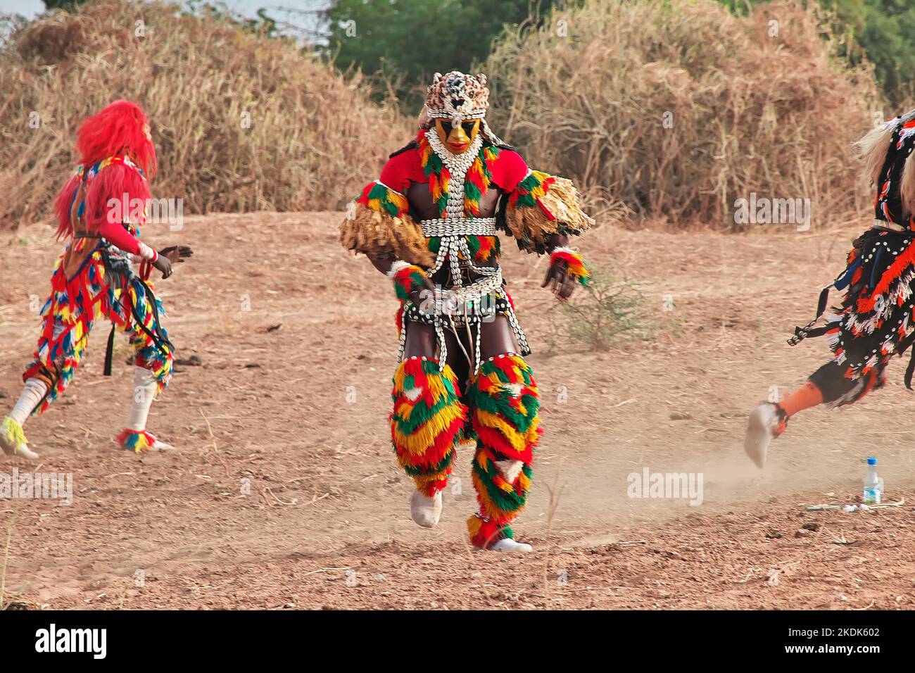 Masks dakar senegal west africa hi-res stock photography and images - Alamy