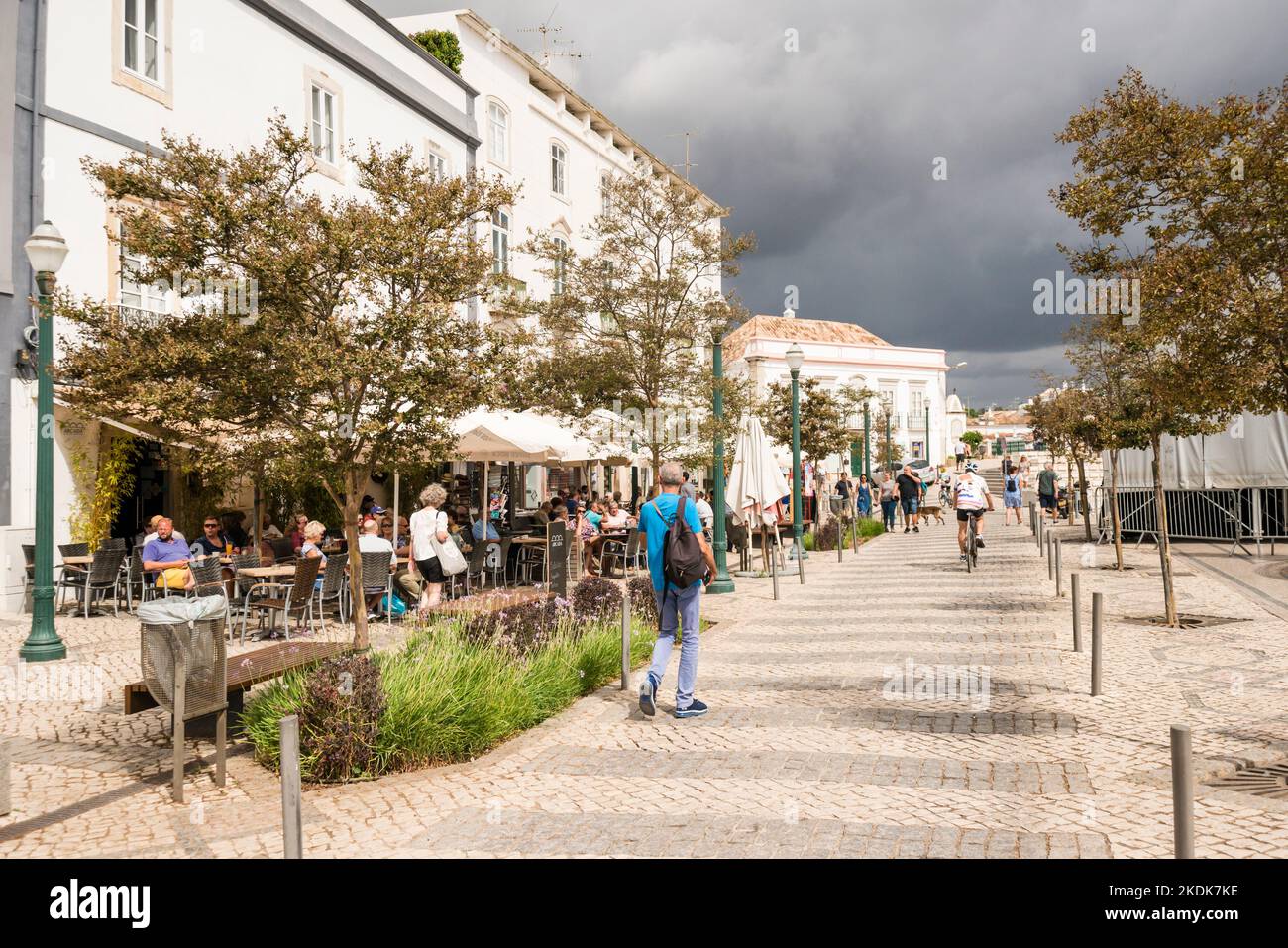 Pavement cafe, Tavira, Algarve, Portugal Stock Photo - Alamy
