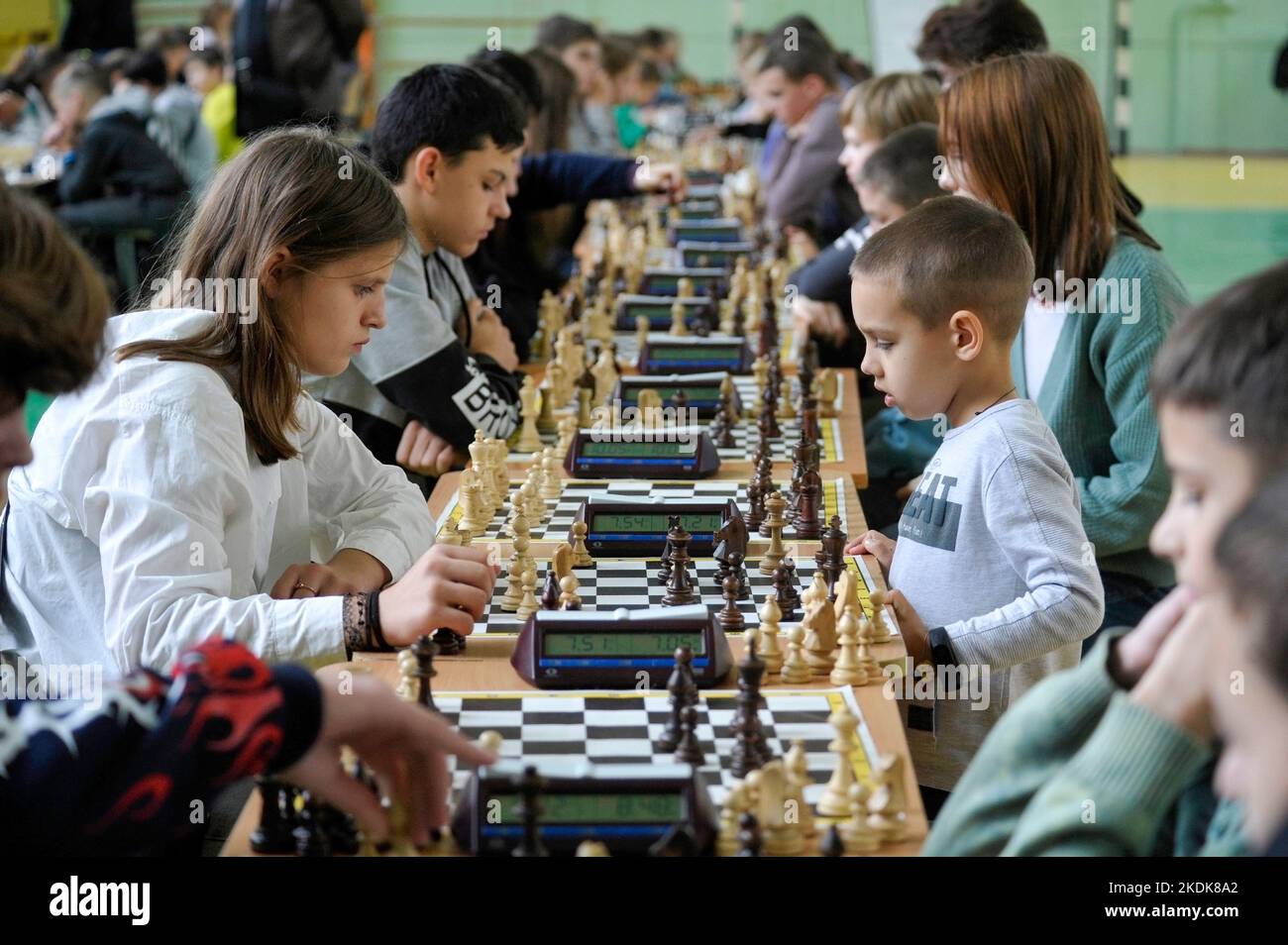 Non Exclusive: VINNYTSIA, UKRAINE - NOVEMBER 6, 2022 - Young players ...