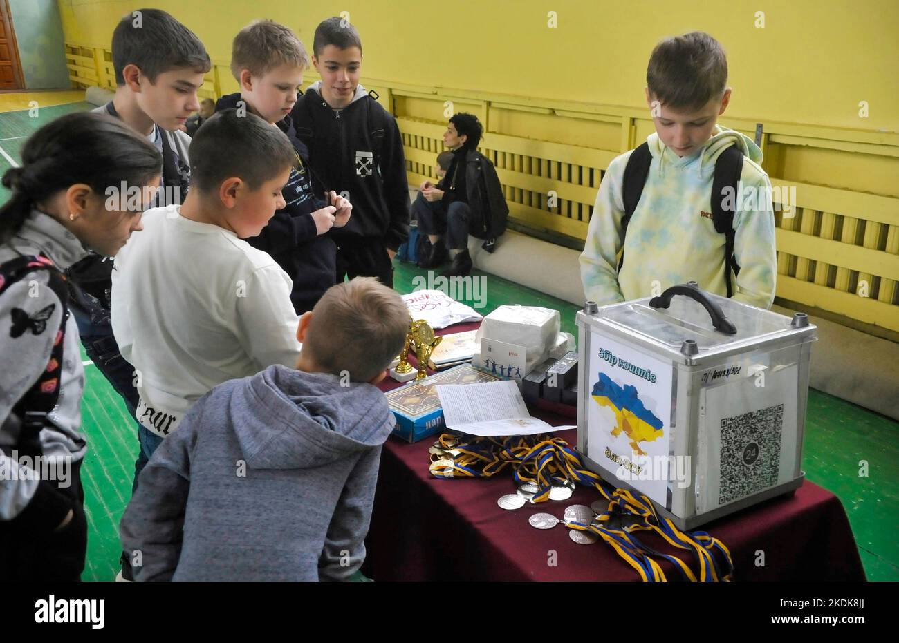 Non Exclusive: VINNYTSIA, UKRAINE - NOVEMBER 6, 2022 - Young players ...