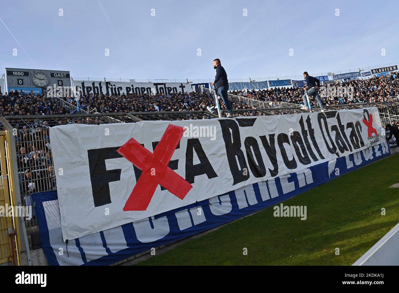 Munich GRUENWALDER STADION. 6th Nov, 2022. 1860 fans, football fans ...