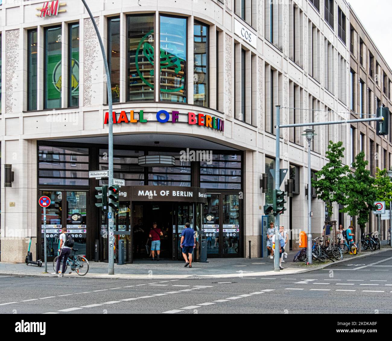 Mall of Berlin, Modern shopping centre,Leipziger Platz 12, Mitte, Berlin Stock Photo - Alamy