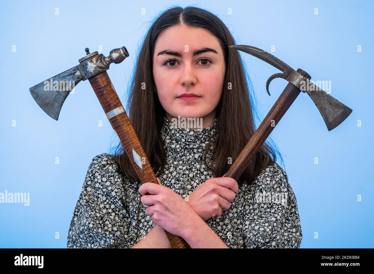 London, UK. 7th Nov, 2022. A Very Rare And Fine North American Pipe Tomahawk, Late 18th Century ...