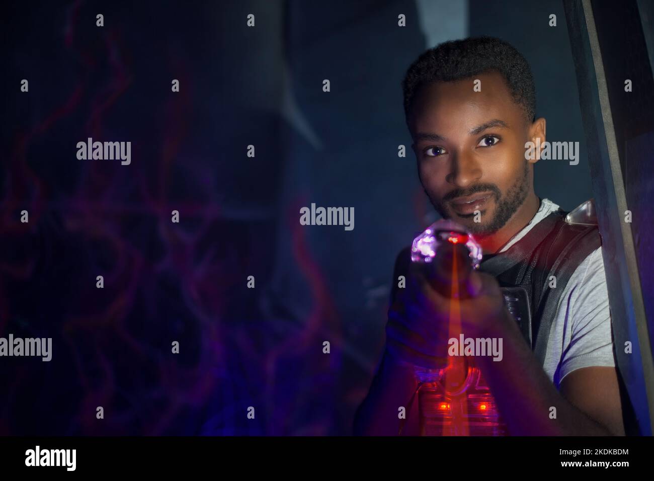 Simulation gun hi-res stock photography and images - Alamy